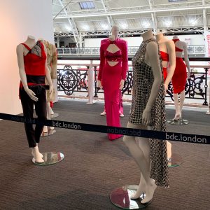 ooobop – Page 3 – Sewing a hand made wardrobe